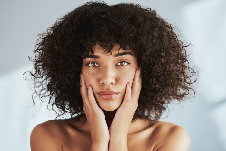 Clean Look, el paso a paso de la tendencia en maquillaje de 2024 más viral