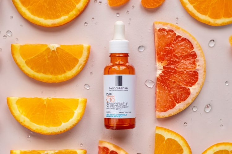 Los 15 mejores sérums con vitamina C del 2024