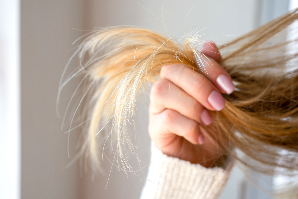 Cómo reparar el pelo muy dañado: trucos y los mejores productos