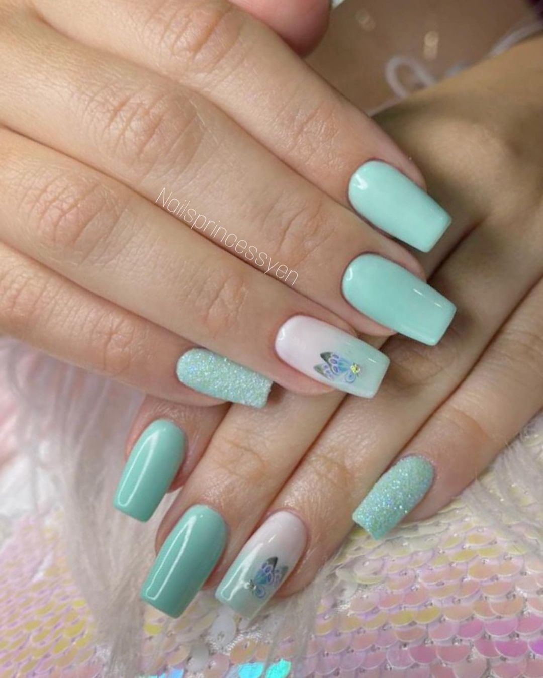 Ideas para uñas color verde agua sencillas