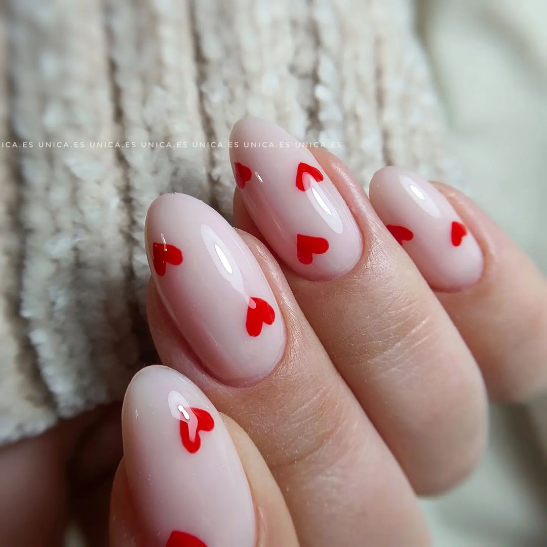 Ideas de uñas rojas sencillas