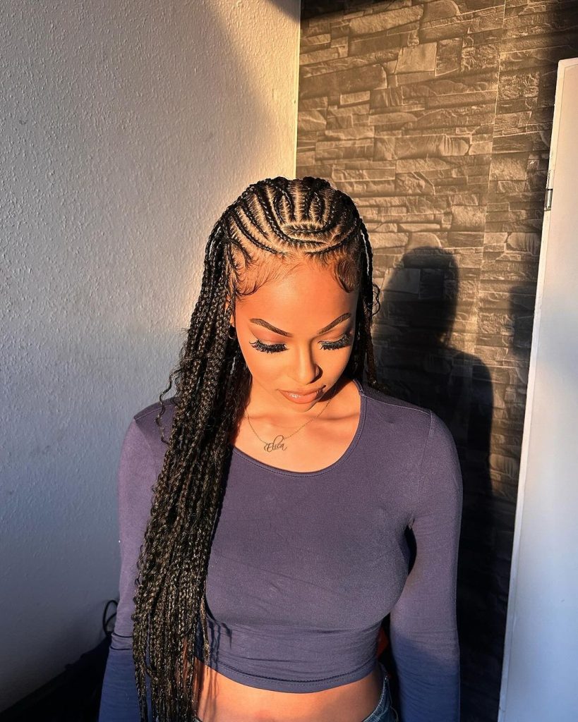 ¡Sal de la monotonía! Te damos ideas de peinados con trenzas africanas