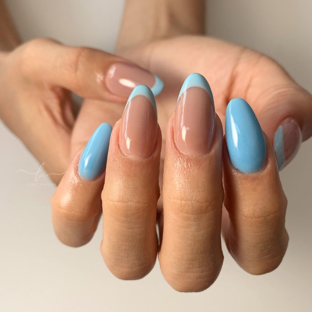 6 ideas de uñas azules 2025 muy sencillas y elegantes