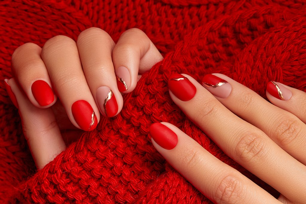 Ideas de uñas rojas sencillas