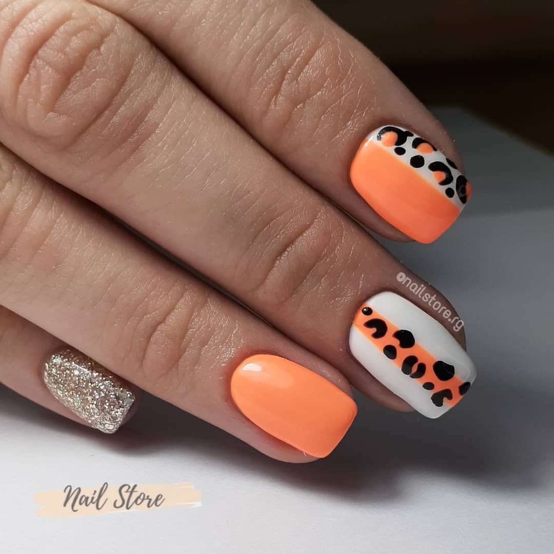 Ideas para llevar las uñas naranjas sencillas en 2025