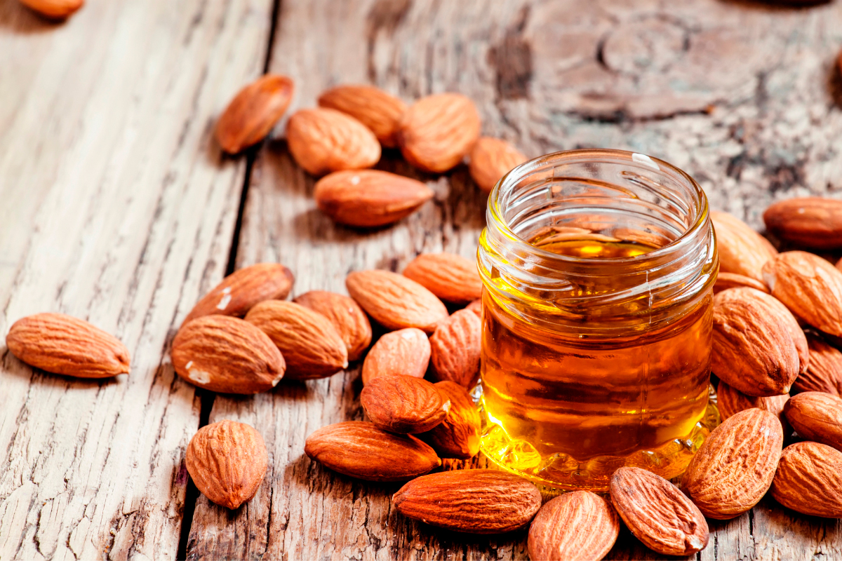 Beneficios del aceite de almendra para la piel con Fluff