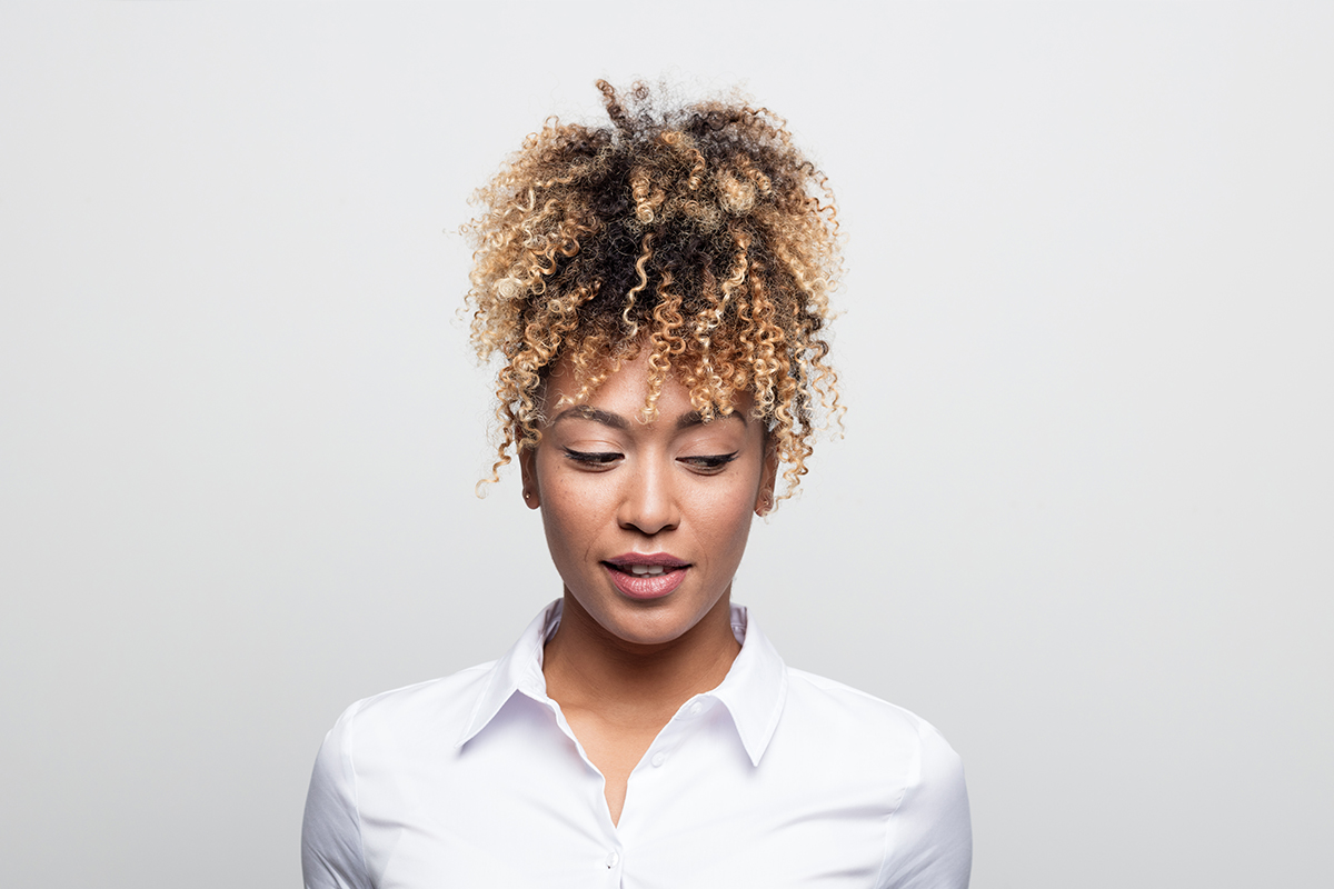 Tipos de mechas en cabello moreno que sientan bien