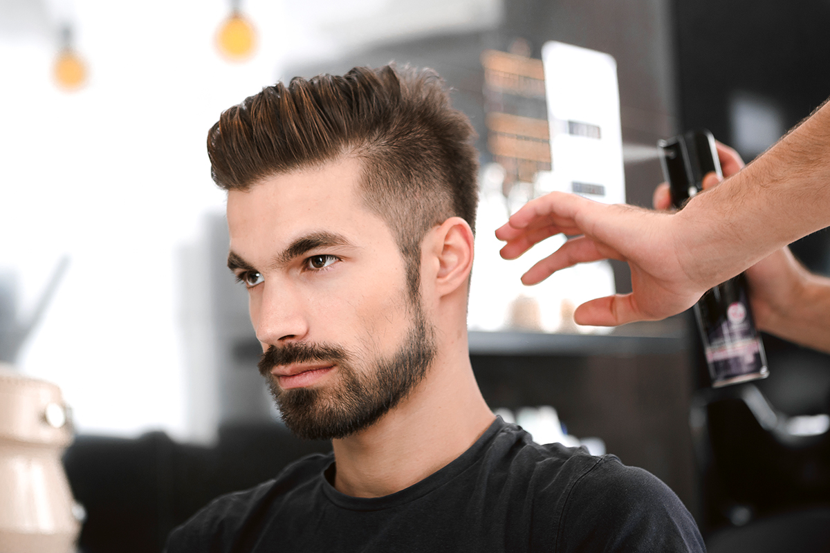 Los mejores cortes y peinados para hombres con entradas