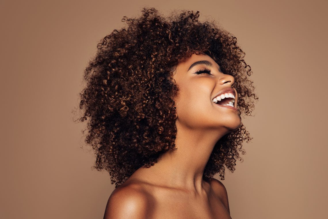 Rizo permanente: las mejores técnicas y tipos de permanente rizada