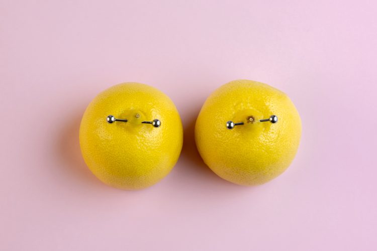 Tipos de piercing en el pezón y los cuidados necesarios