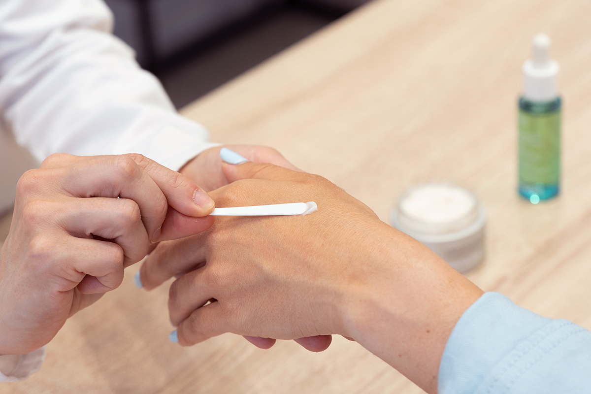 Las 19 mejores cremas de farmacia buenas y baratas de 2025