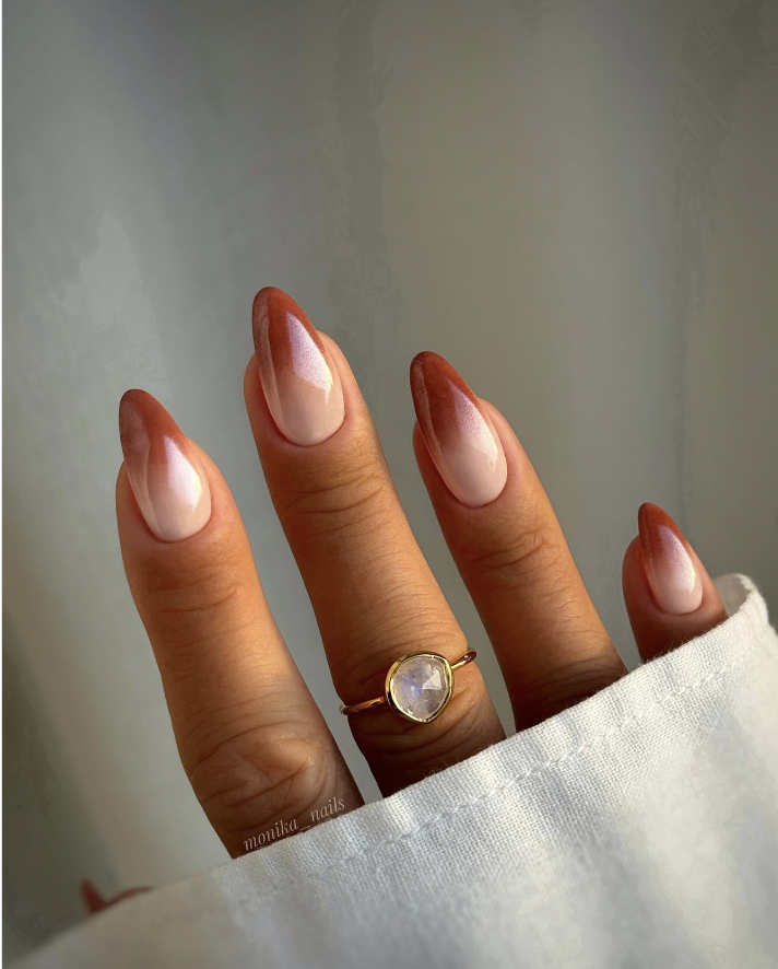 Inspírate con estas 7 ideas para tus uñas almendra
